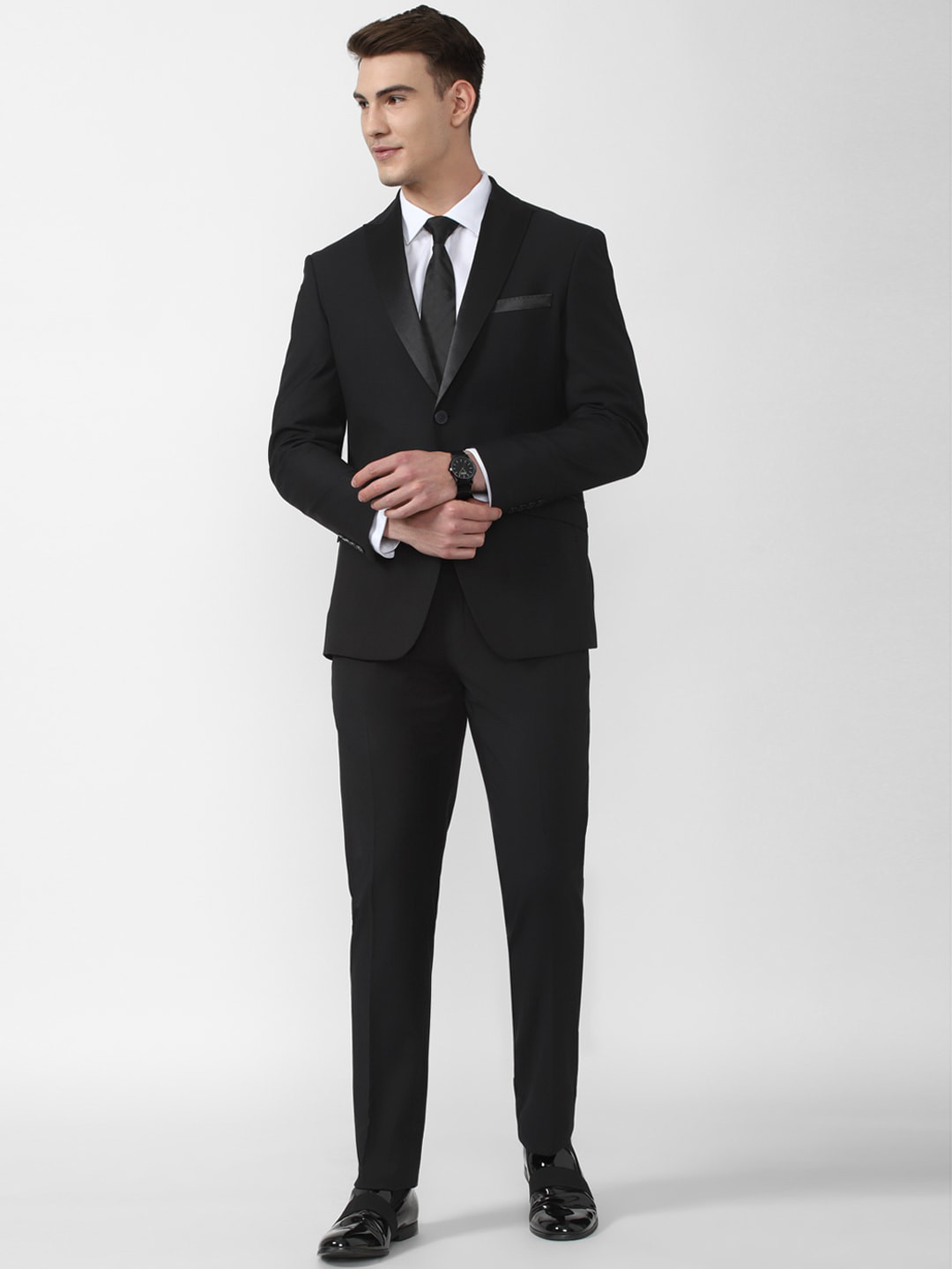 Buy Peter England Elite Men Black Solid Single Breasted Slim Fit 2 ...