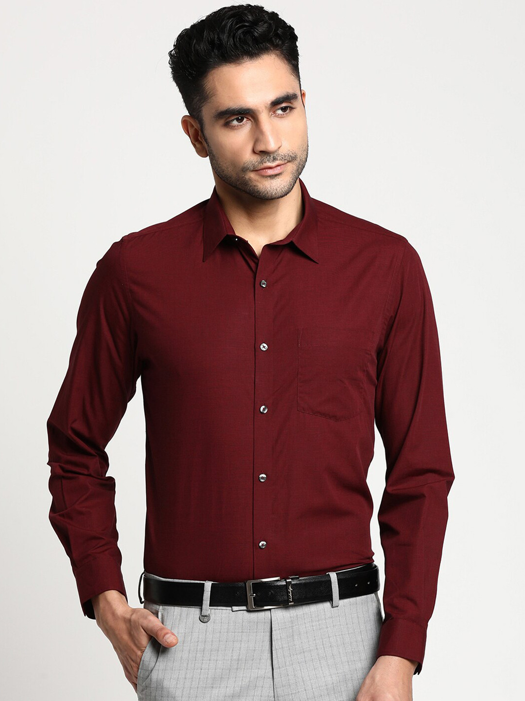 Buy Turtle Men Maroon Slim Fit Solid Formal Shirt - Shirts for Men ...