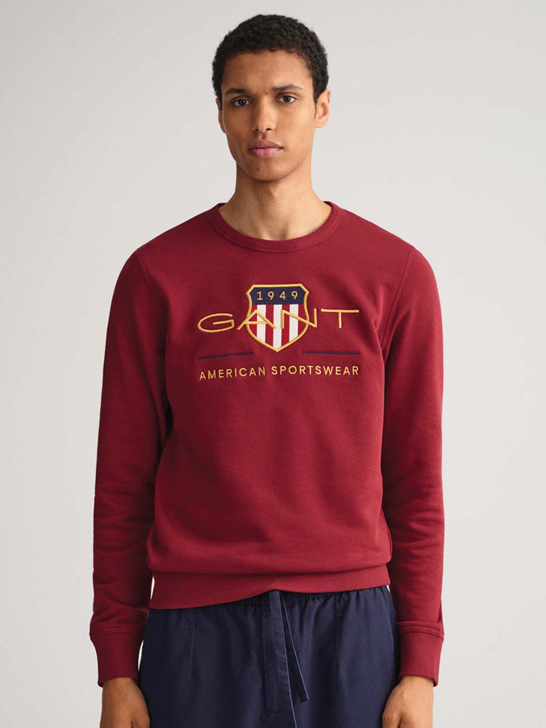 Buy GANT Men Red Full Sleeve Regular Fit Sweatshirt - Sweatshirts for ...
