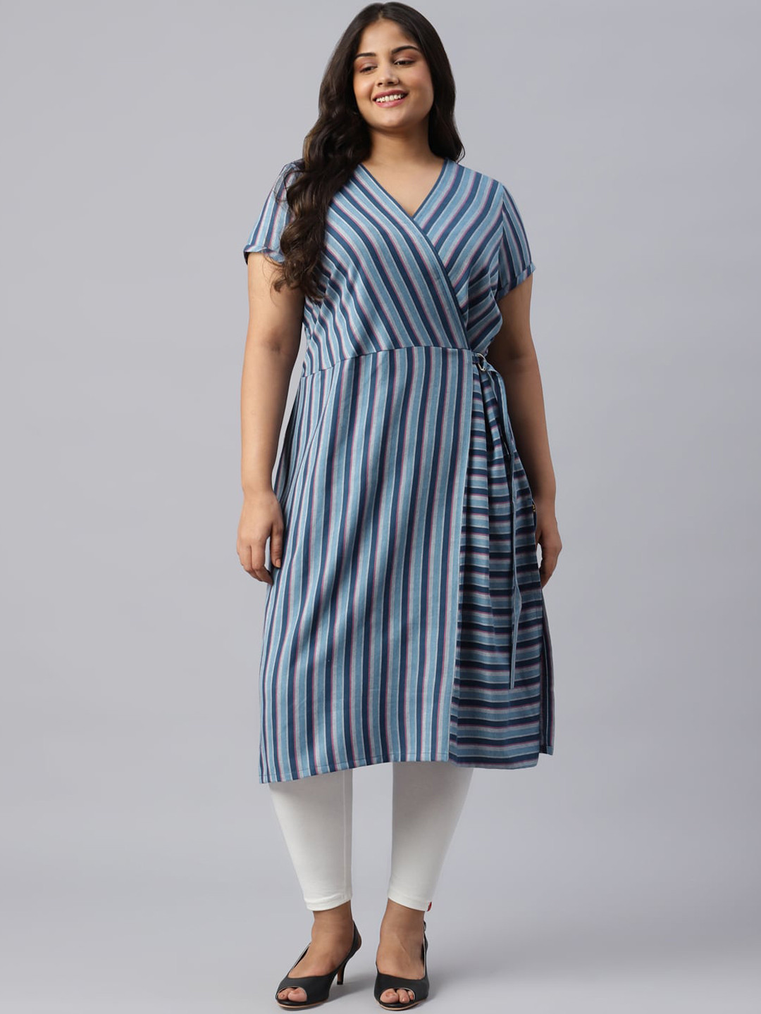 Buy AURELIA Women Blue Striped Kurta - Kurtas for Women 19294338 | Myntra