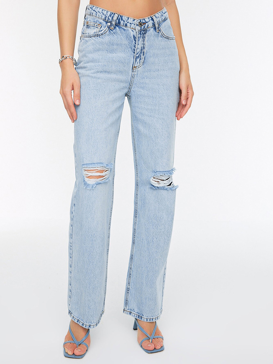 Buy Trendyol Women Blue Slash Knee Jeans - Jeans for Women 19311956 ...