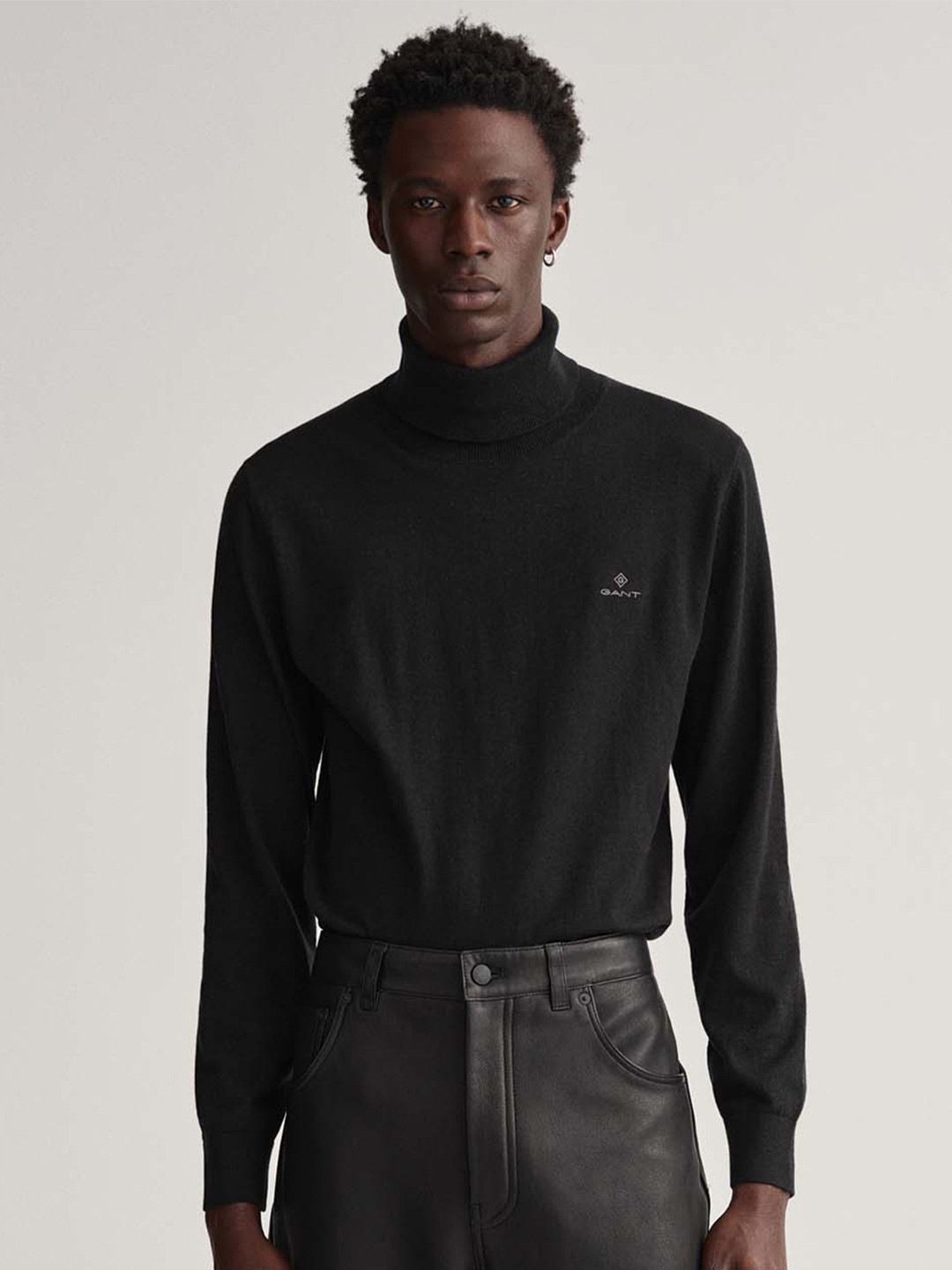 Buy GANT Men Black Pullover - Sweaters for Men 19324206 | Myntra