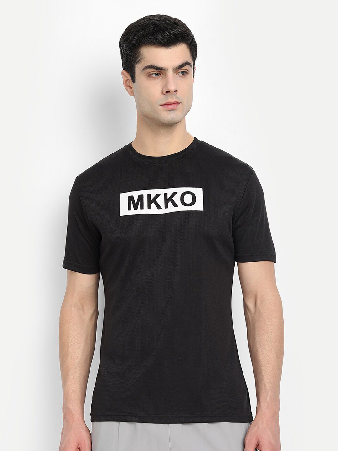 Buy MKKO Men Black Typography Printed Slim Fit T Shirt - Tshirts for Men 19351338 | Myntra