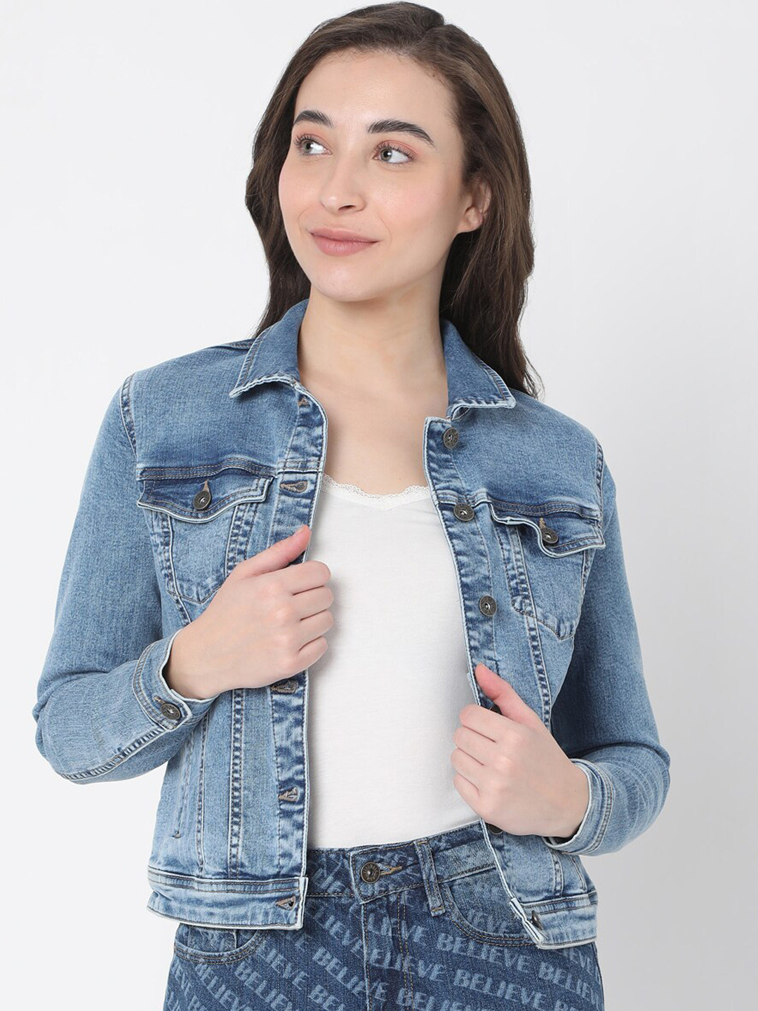 Buy Vero Moda Women Blue Washed Crop Denim Jacket - Jackets for Women ...