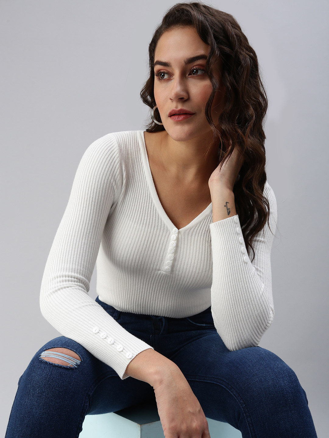 Buy SHOWOFF White Fitted Top - Tops for Women 19418594 | Myntra
