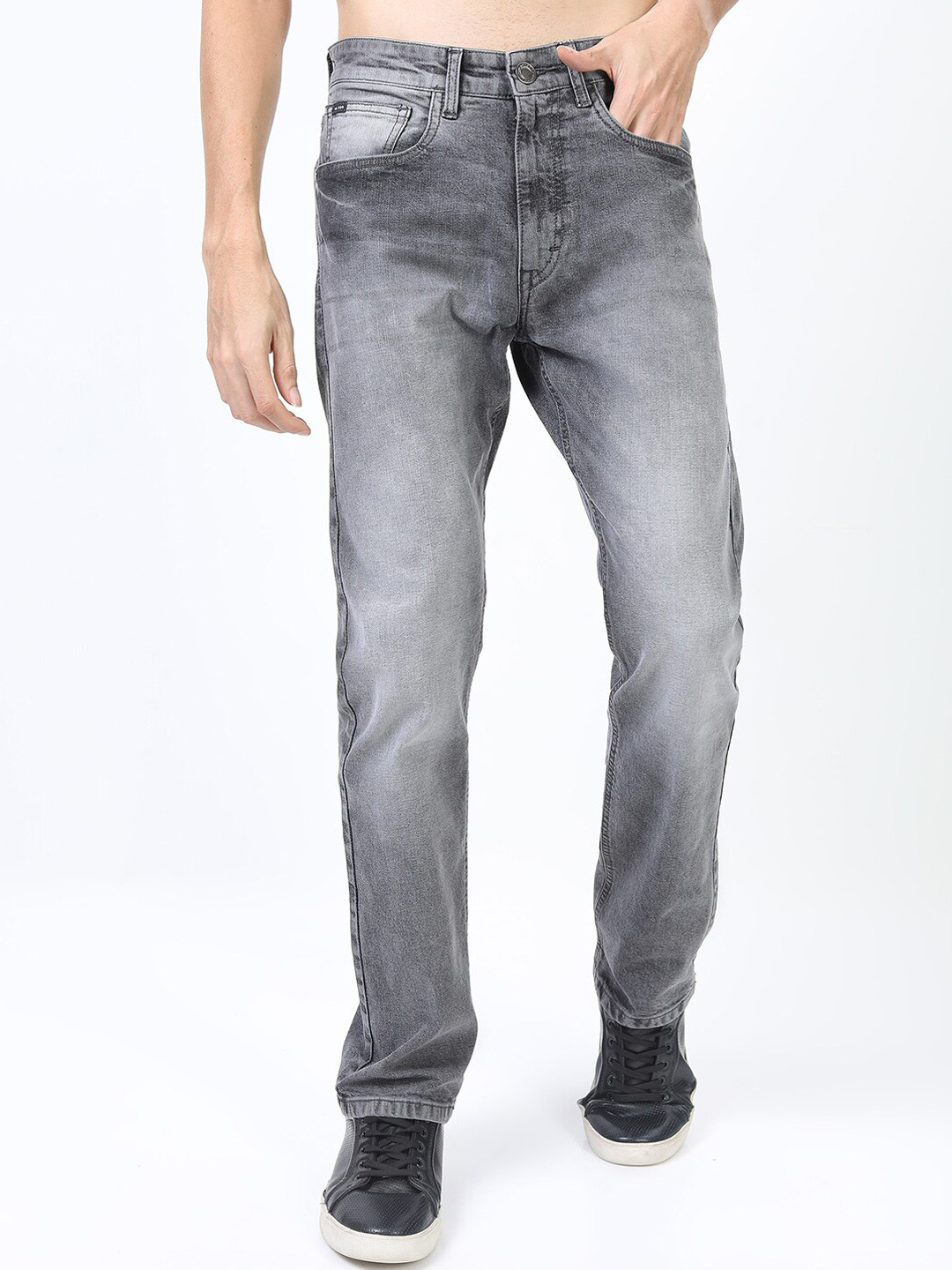 Buy HIGHLANDER Men Grey Straight Fit Heavy Fade Stretchable Jeans ...