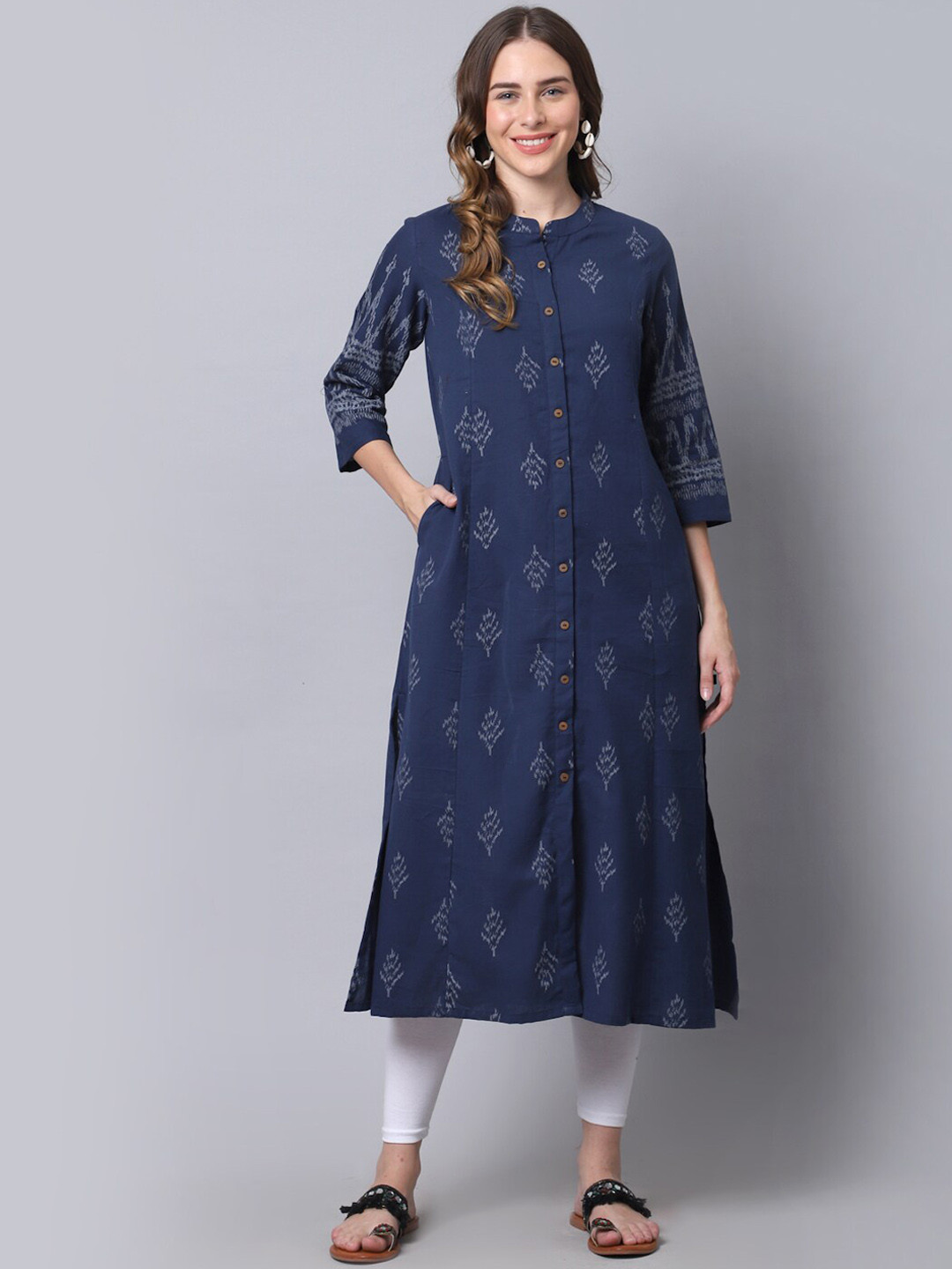 Buy Pistaa Women Navy Blue Floral Printed Kurta - Kurtas for Women ...