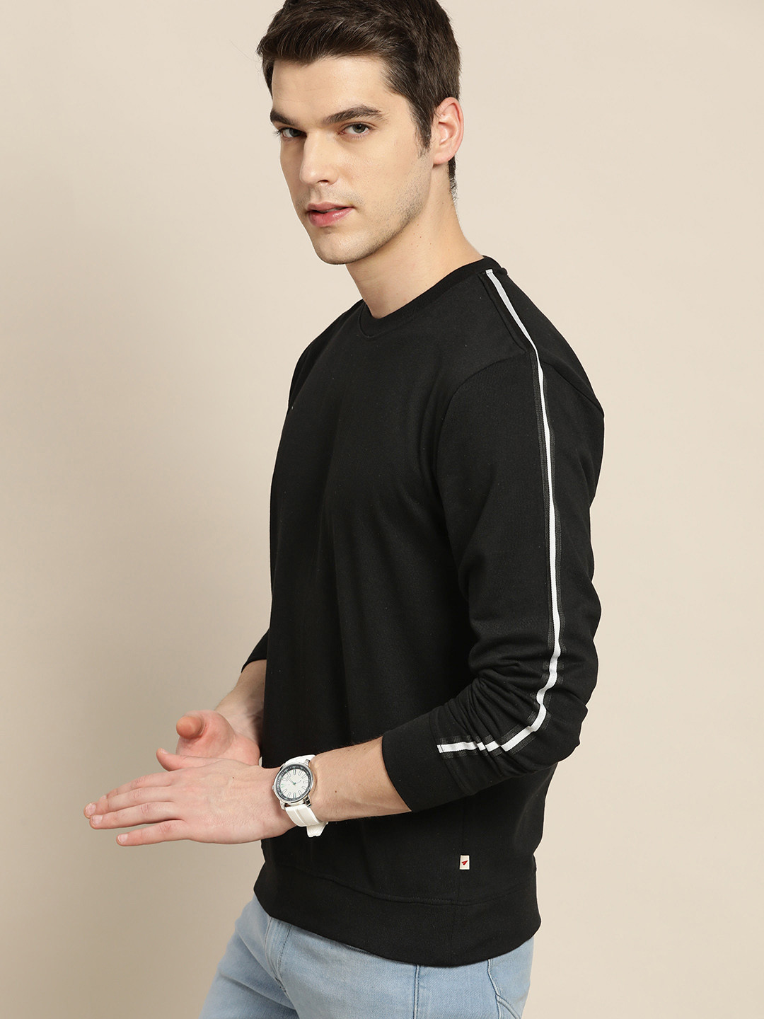 Buy INVICTUS Men Black Pure Cotton Solid Sweatshirt - Sweatshirts for ...