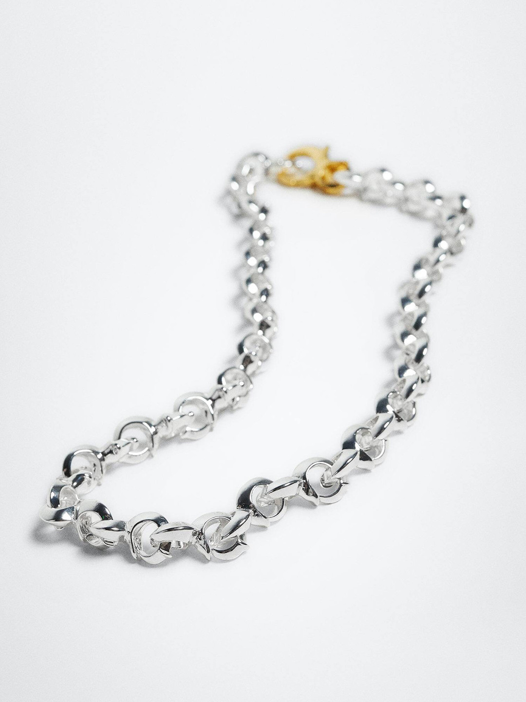 Buy MANGO Women Silver Toned Linked Chain Necklace - Necklace And ...