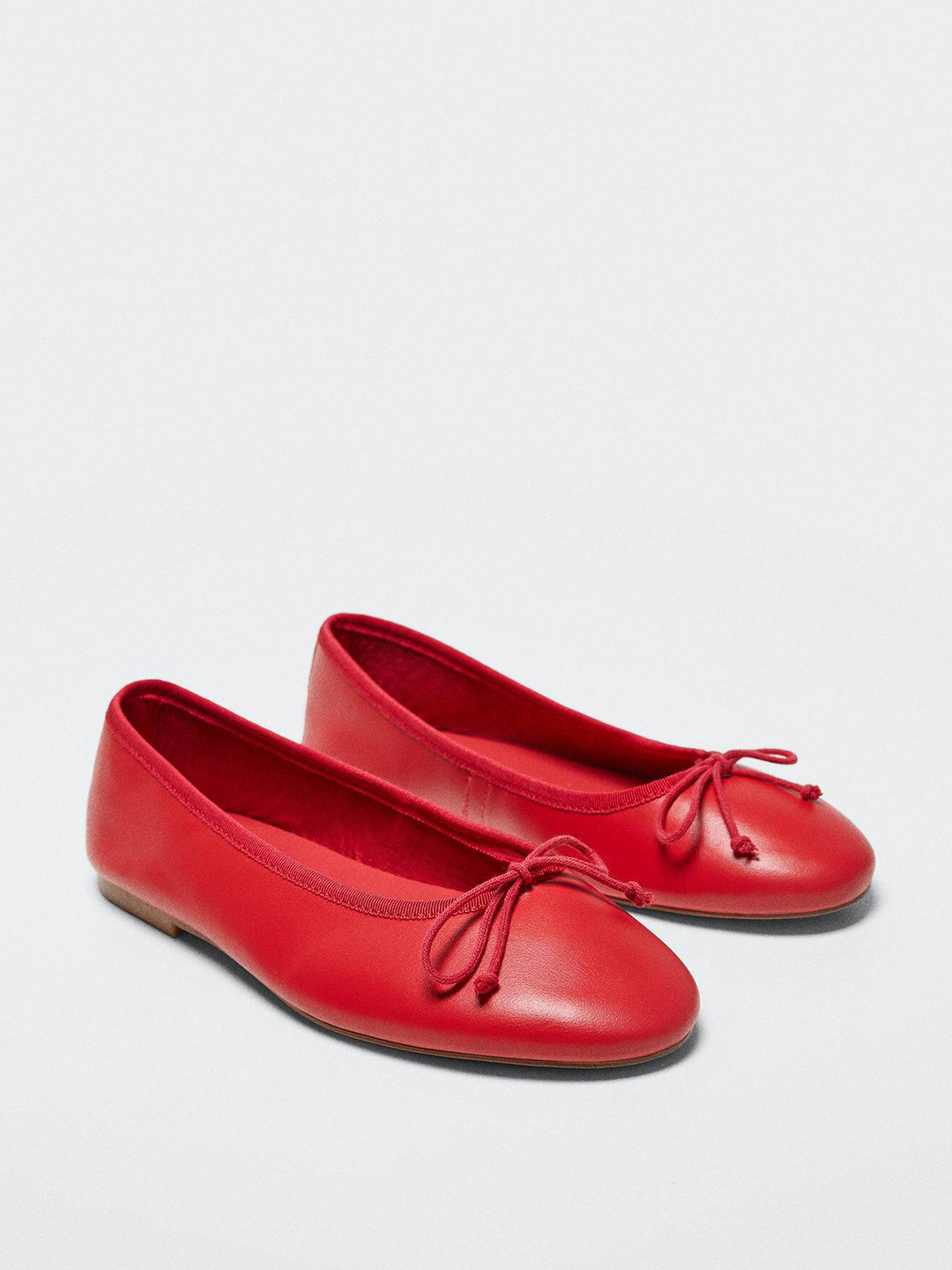 Buy MANGO Women Red Solid Ballerinas With Bow Upper - Ballerinas for ...