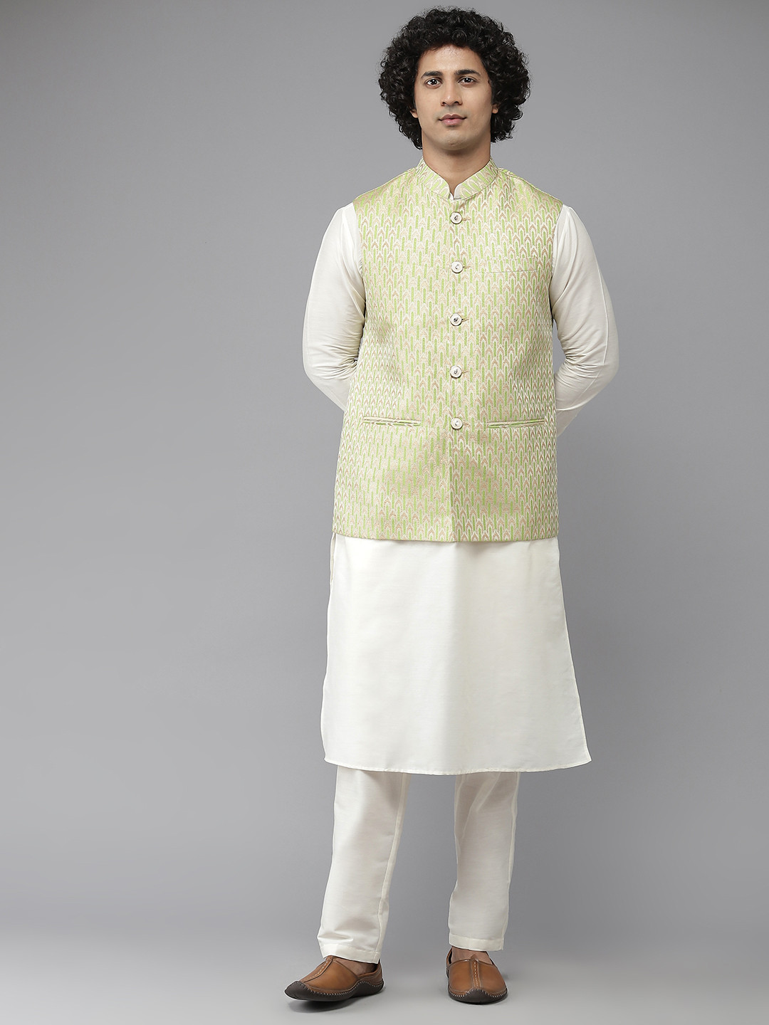 Buy See Designs Men White & Green Solid Pure Silk Kurta With Pyjamas ...