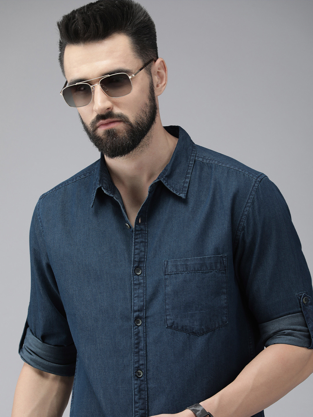 Buy Roadster Men Navy Blue Pure Cotton Solid Casual Shirt - Shirts for ...