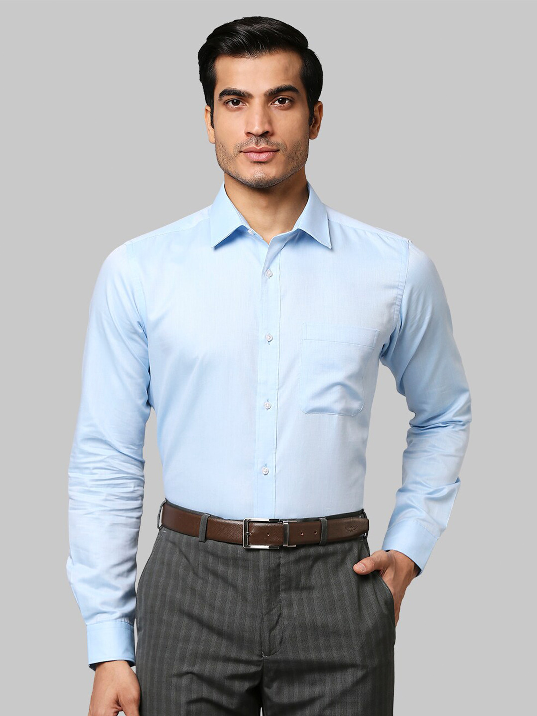 Buy Raymond Men Blue Solid Slim Fit Formal Shirt - Shirts for Men ...