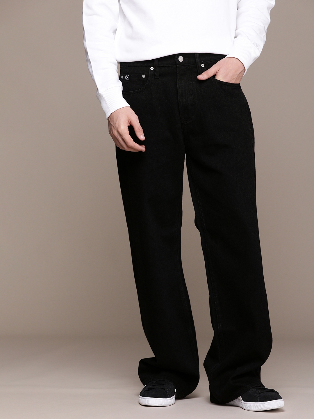 Buy Calvin Klein Jeans Men Black Loose Fit Pure Cotton Stretchable