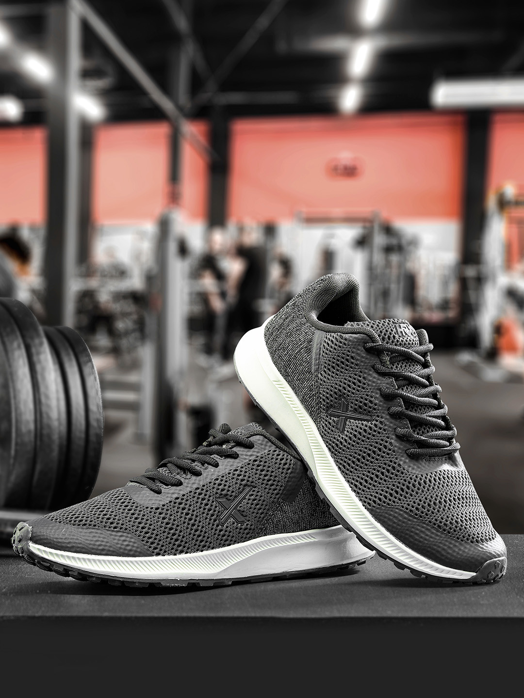 Buy HRX By Hrithik Roshan Men Grey Front Runner Shoe - Sports Shoes for ...