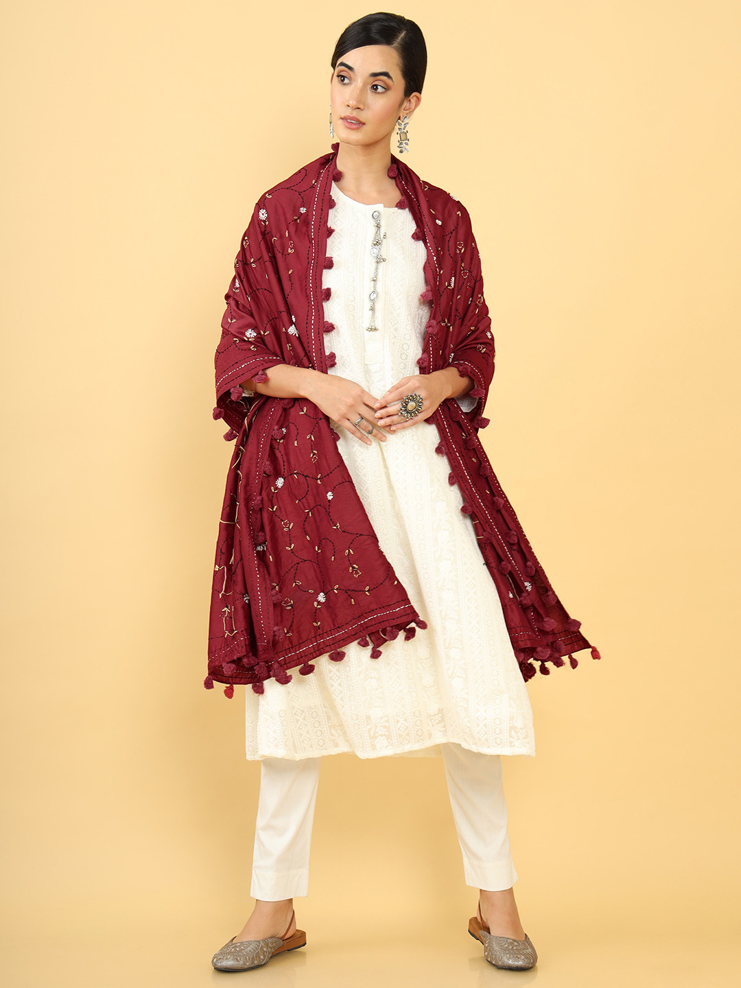 Buy Soch Maroon & Black Embroidered Dupatta With Chikankari - Dupatta ...