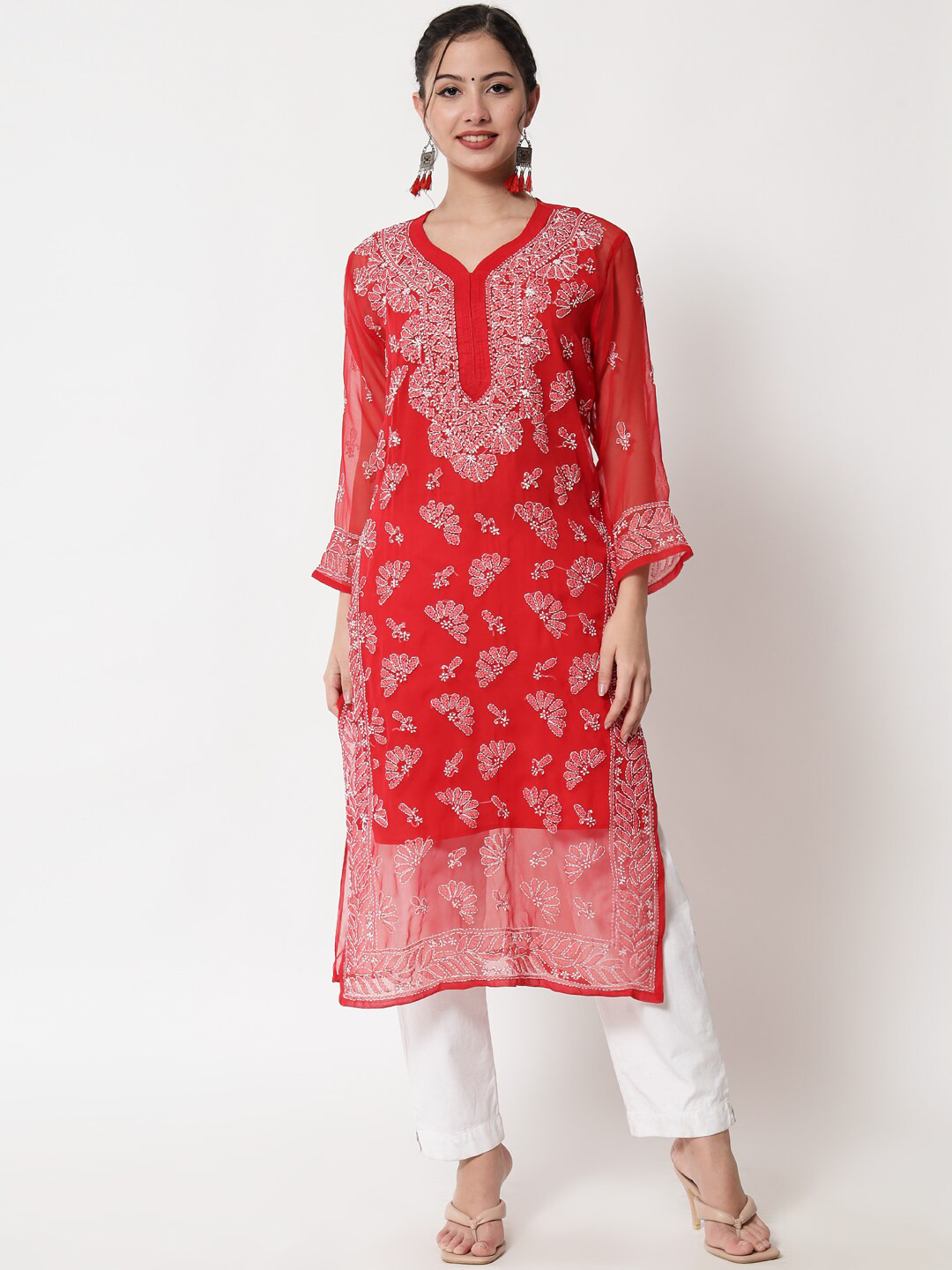 Buy PARAMOUNT CHIKAN Women Red Ethnic Motifs Embroidered Chikankari ...