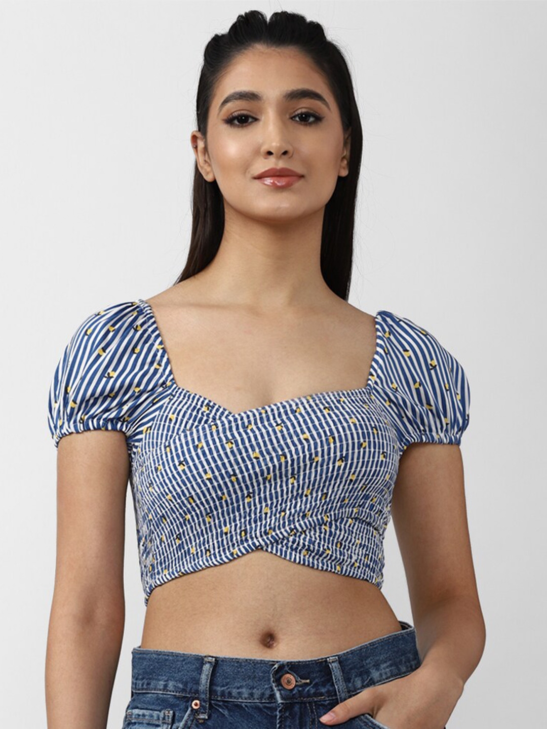 Buy Forever 21 Women Blue And White Floral Printed Sweetheart Neck Crop