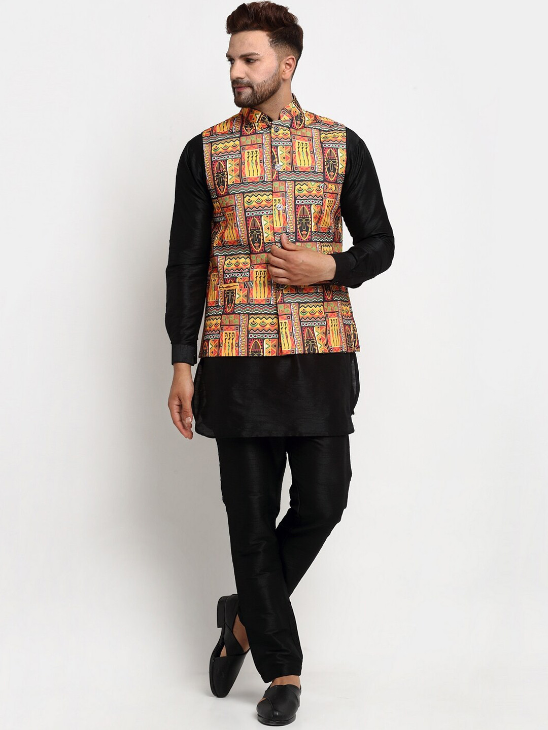 Buy Benstoke Men Black Kurti With Trousers - Kurta Sets for Men ...