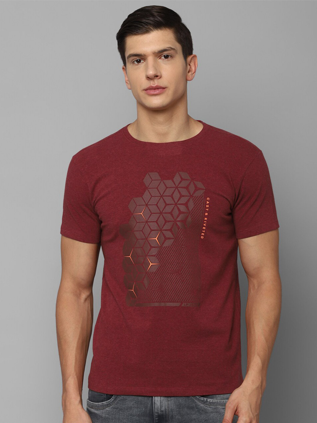 Buy Louis Philippe Jeans Men Pure Cotton Maroon Printed Slim Fit T ...