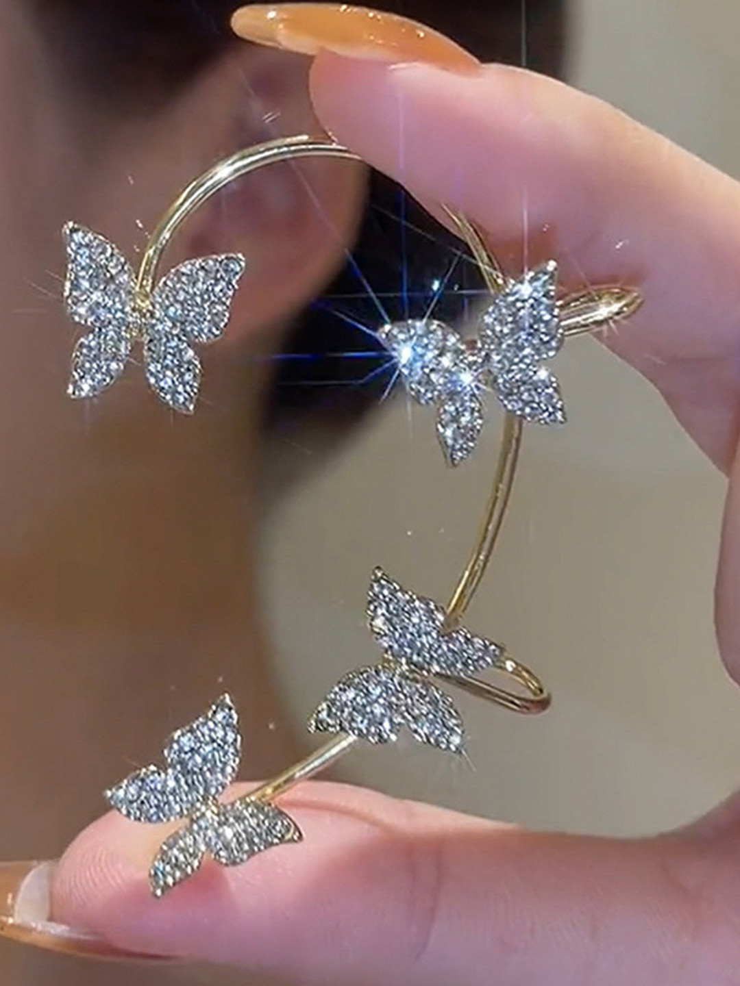 Buy Vembley Set Of 2 Gold Toned Contemporary Ear Cuff Earrings ...