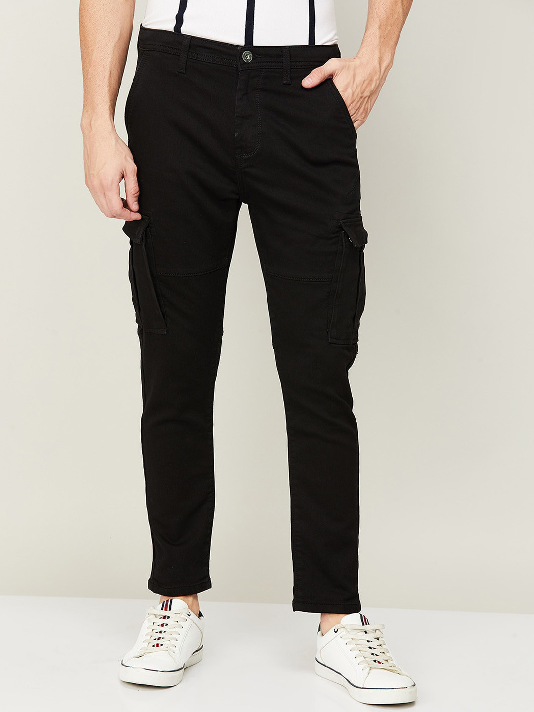 Buy Bossini Men Black Solid Cotton Stretchable Jeans - Jeans for Men ...