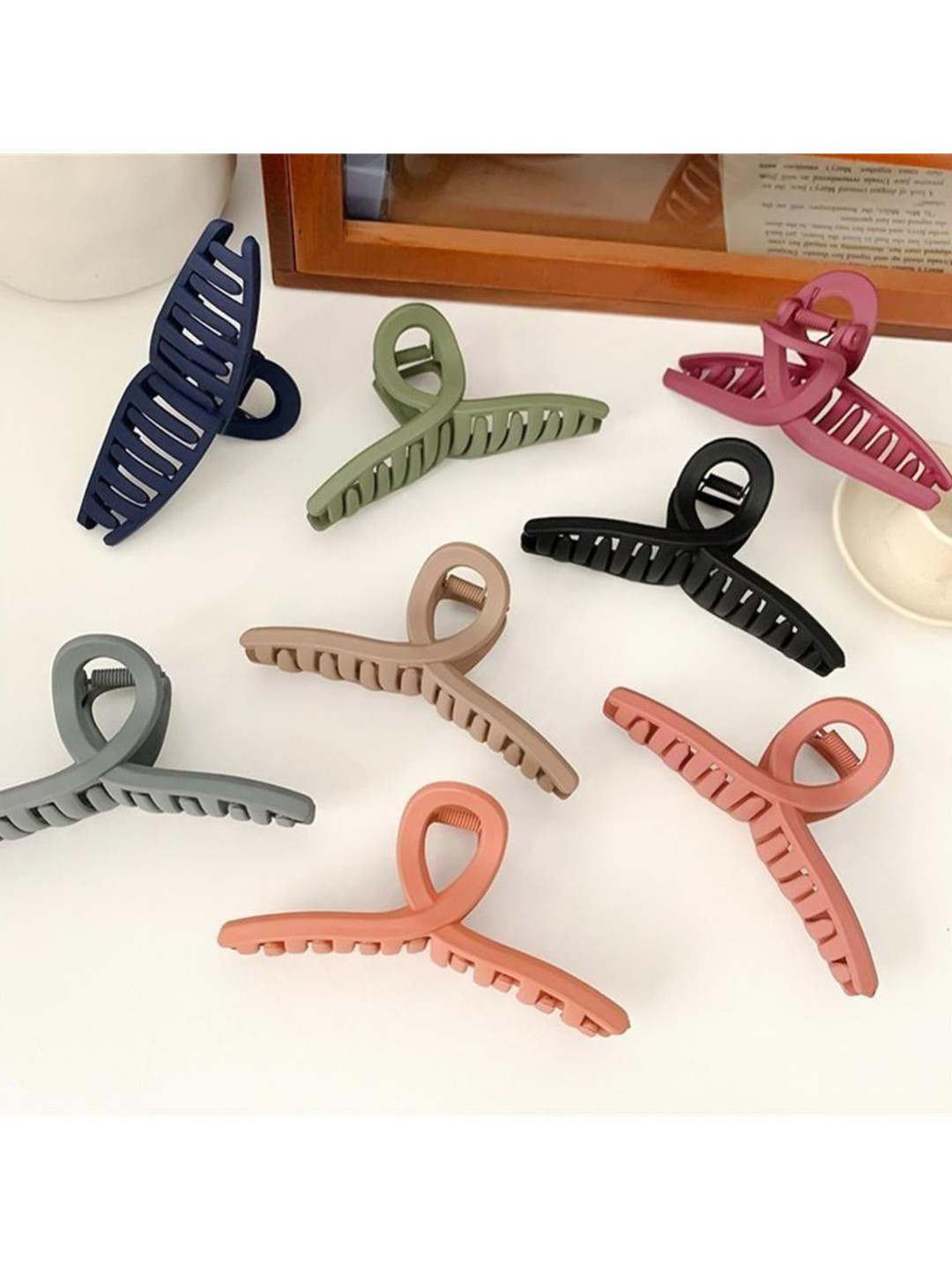 Buy VAGHBHATT Set Of 8 Women Plastic Claw Clip - Hair Accessory for ...