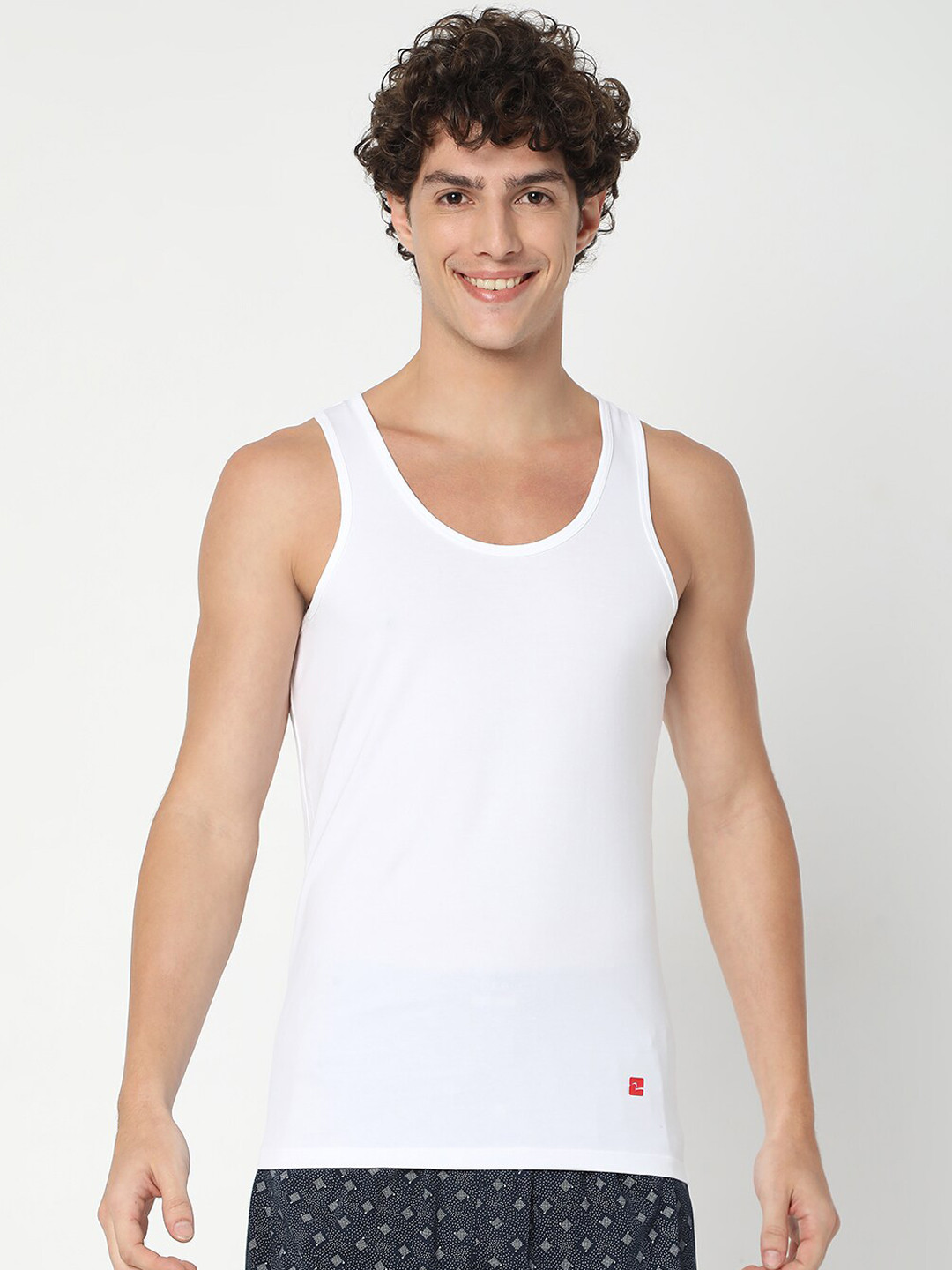 Buy Underjeans By Spykar Men Cotton Blend White Vest - Innerwear Vests ...