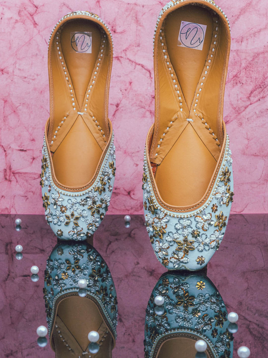 Buy NR By Nidhi Rathi Women Off White Embroidered Mojaris Leather Flats ...