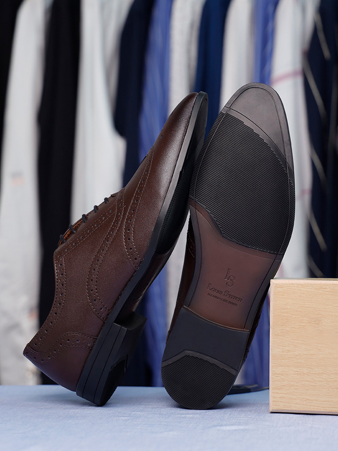 Buy LOUIS STITCH Men Textured Formal Lace Up Brogue Shoes - Formal ...