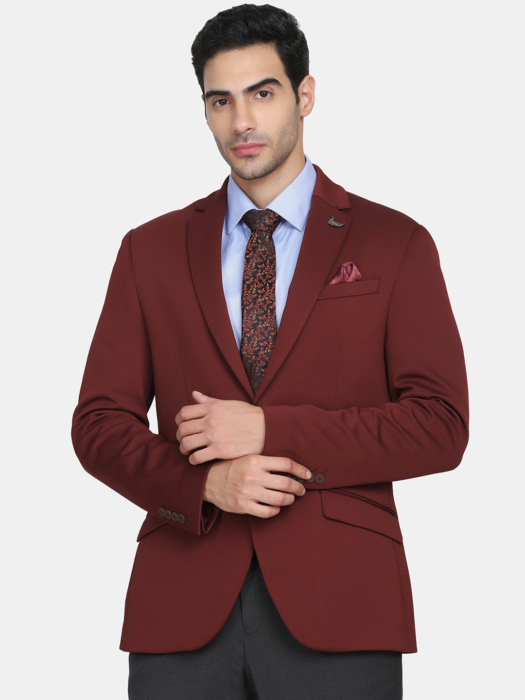 Buy Blackberrys Men Maroon Solid Slim Fit Single Breasted Formal ...
