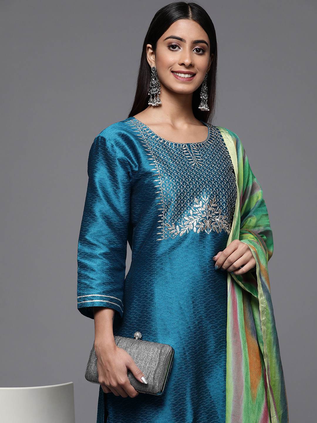 Buy Varanga Ethnic Motifs Yoke & Woven Design Straight Kurta With ...