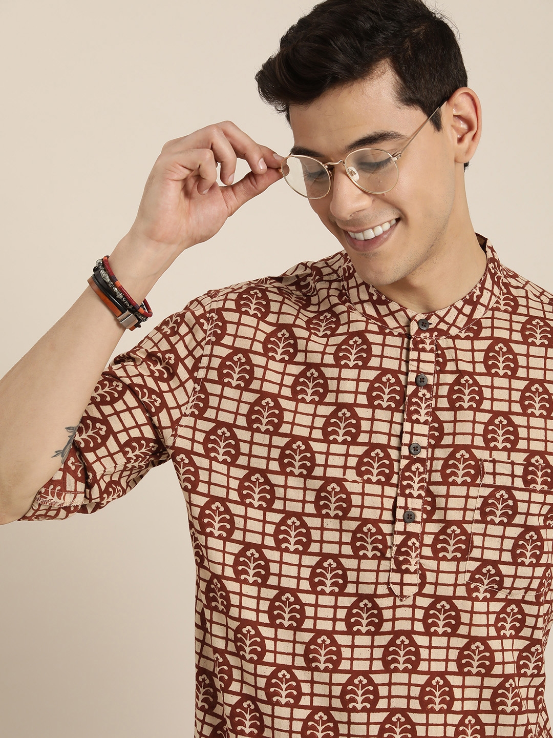 Buy Taavi Men Bagru Printed Pure Cotton Mandarin Collar Kurta - Kurtas ... Buy Taavi Men Bagru Printed Pure Cotton Mandarin Collar Kurta - Kurtas ...