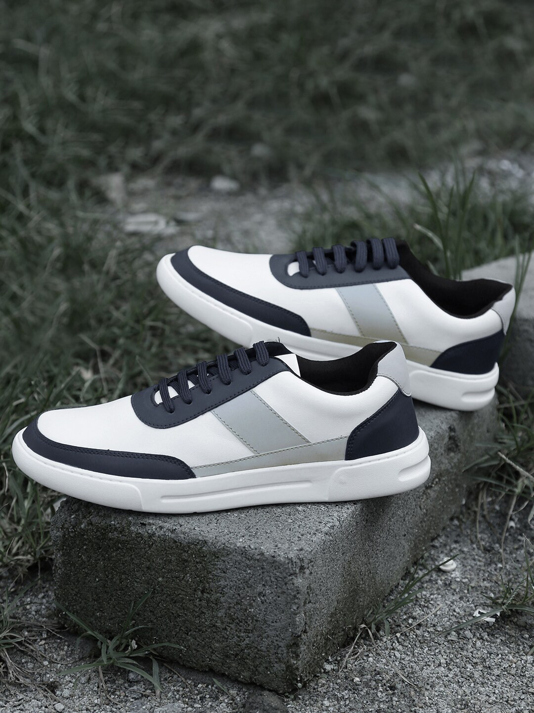 Buy HIGHLANDER Men White Colourblocked Sneakers - Casual Shoes for Men ...