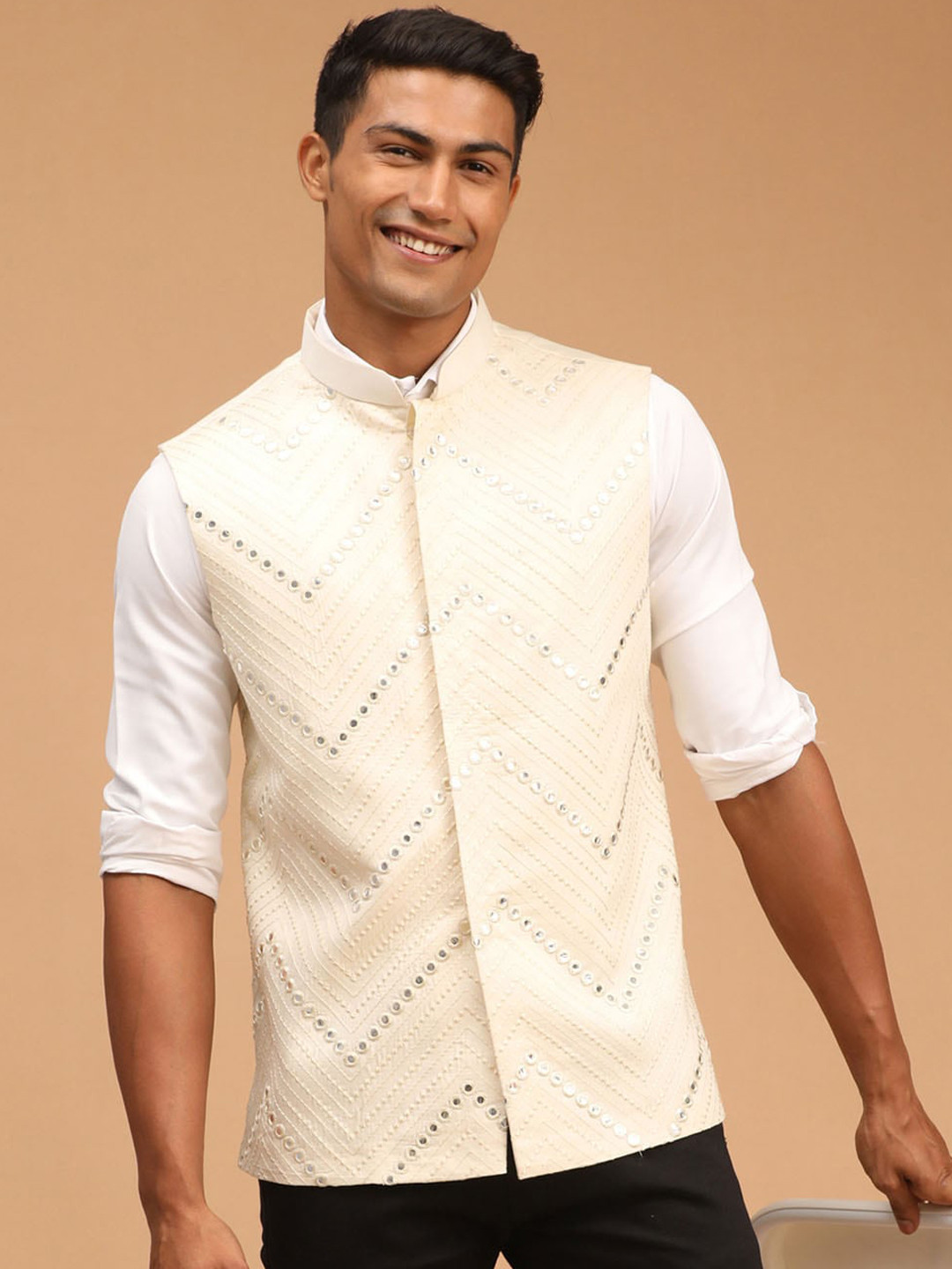 Buy VASTRAMAY Men Embroidered Mirror Work Nehru Jacket - Nehru Jackets ...