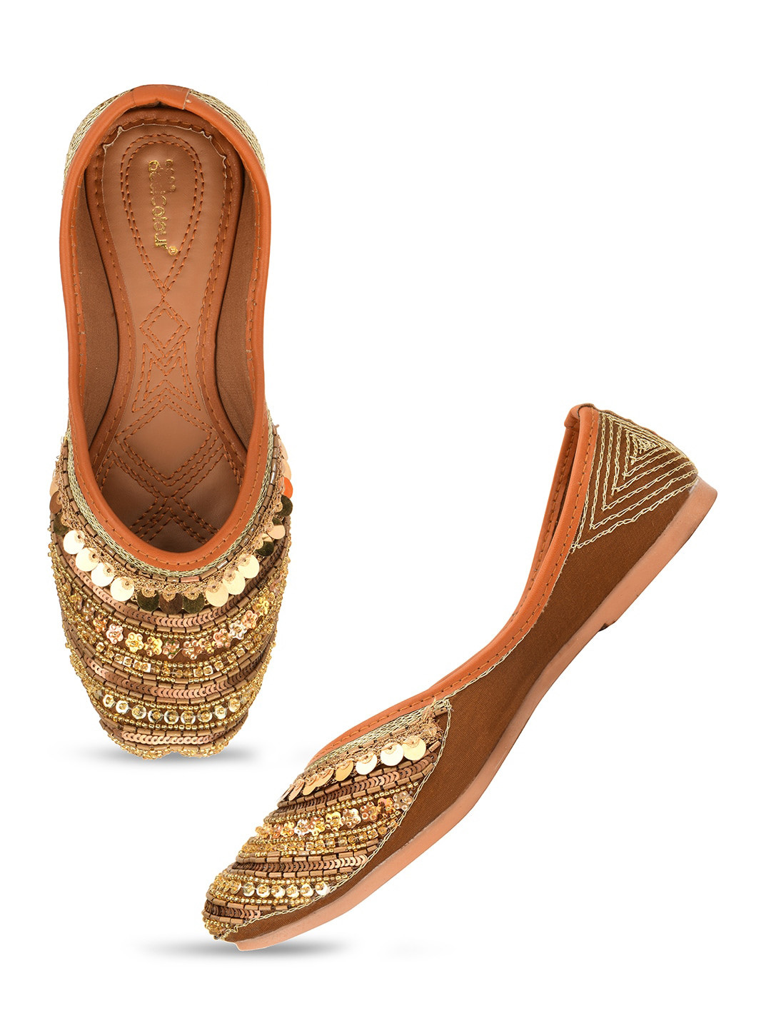 Buy DESI COLOUR Women Copper Toned Ethnic Mojaris Flats - Flats for ...