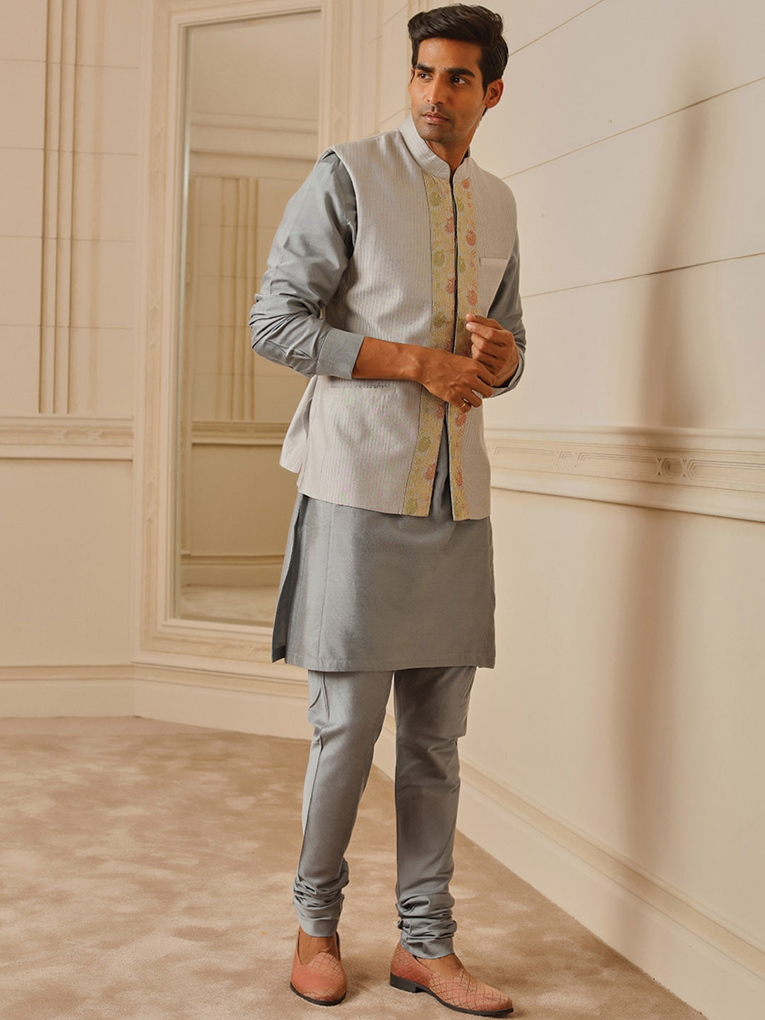 Buy Tasva Men Grey Kurta With Churidar & Contrast Placket Bundi Jacket ...