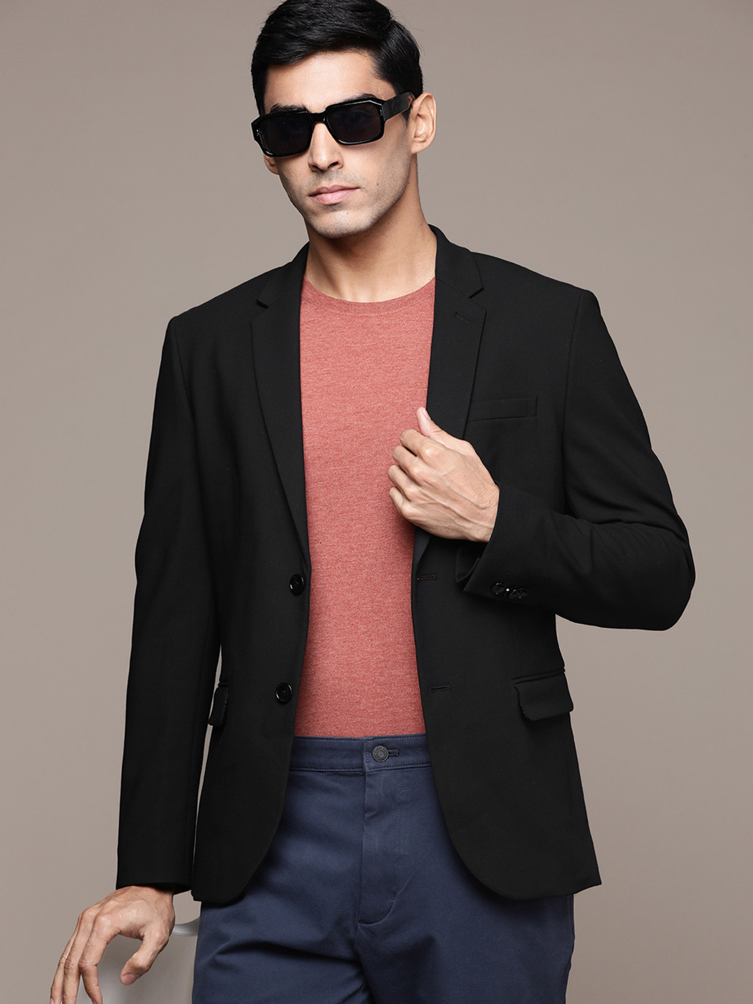 Buy MANGO MAN Black Solid Super Slim Fit Single Breasted Sustainable ...