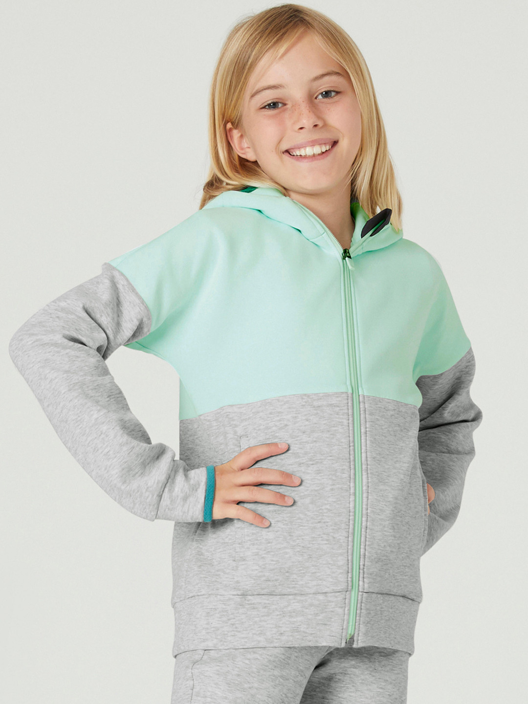 Buy Domyos By Decathlon Girls Green Colour Blocked Jackets - Jackets ...