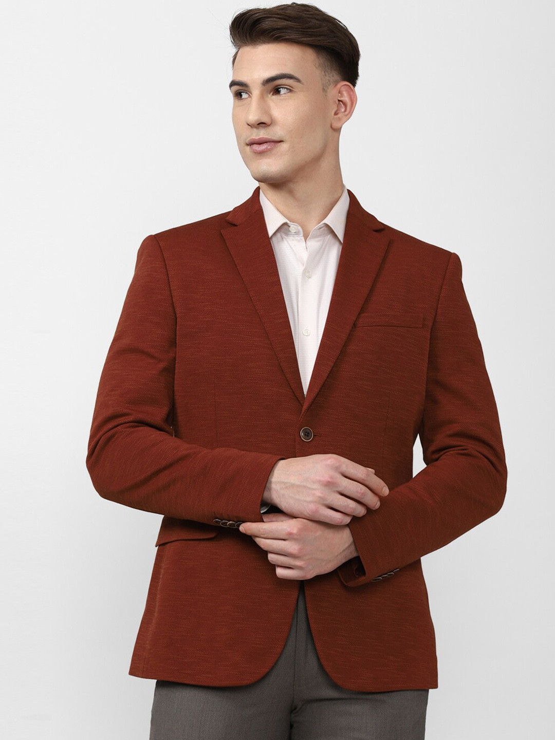 Buy Peter England Elite Men Maroon Solid Slim Fit Single Breasted ...