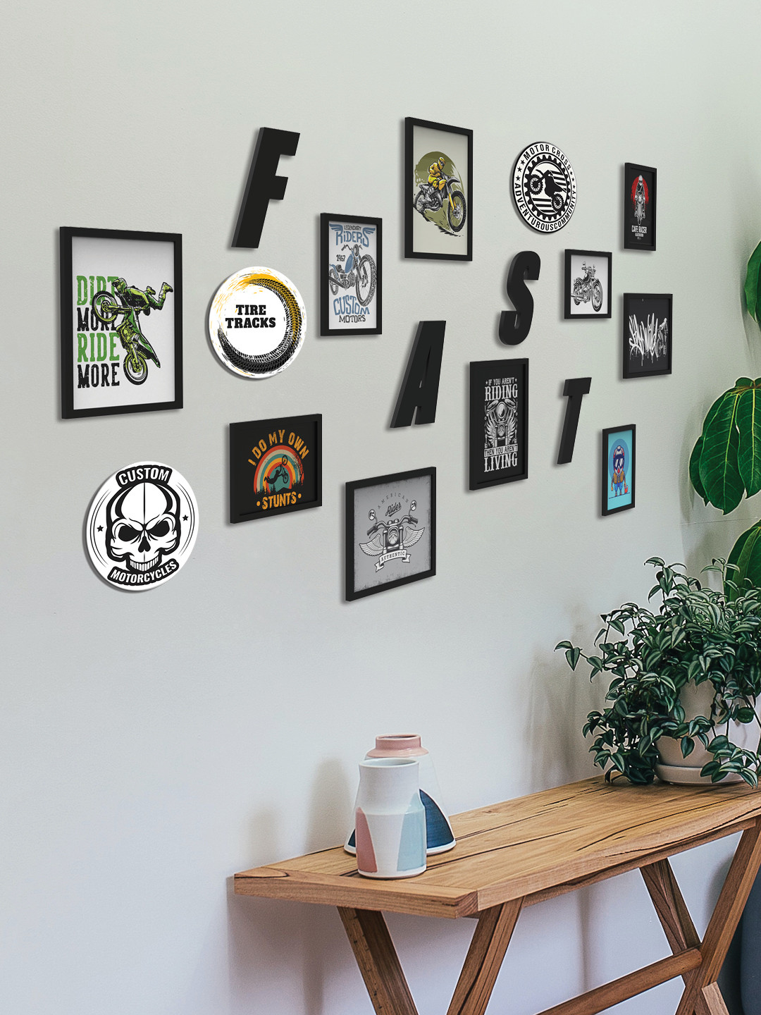 Buy RANDOM Black Pack Of 10 3D Collage Photo Frames - Photo Frames for ...