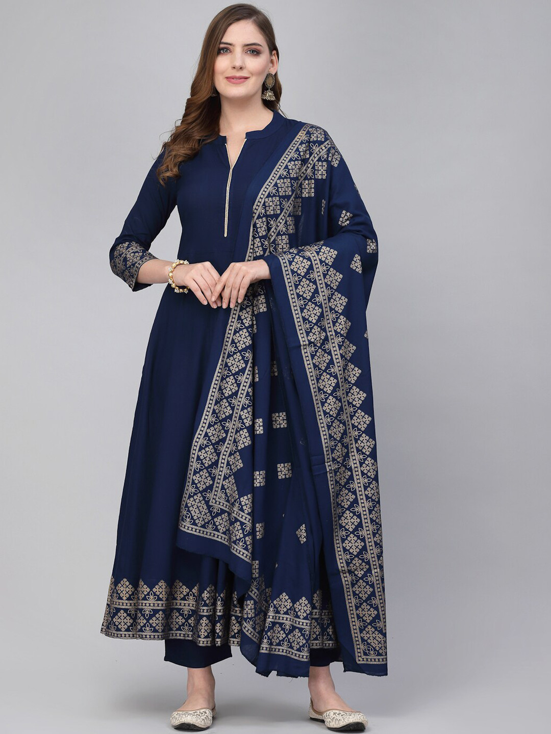 Buy JAIPURI BUNAAI Women Ethnic Motifs Printed Kurta With Palazzos ...