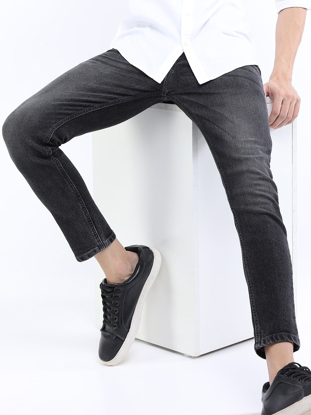 Buy KETCH Men Charcoal Skinny Fit Light Fade Cotton Stretchable Jeans ...