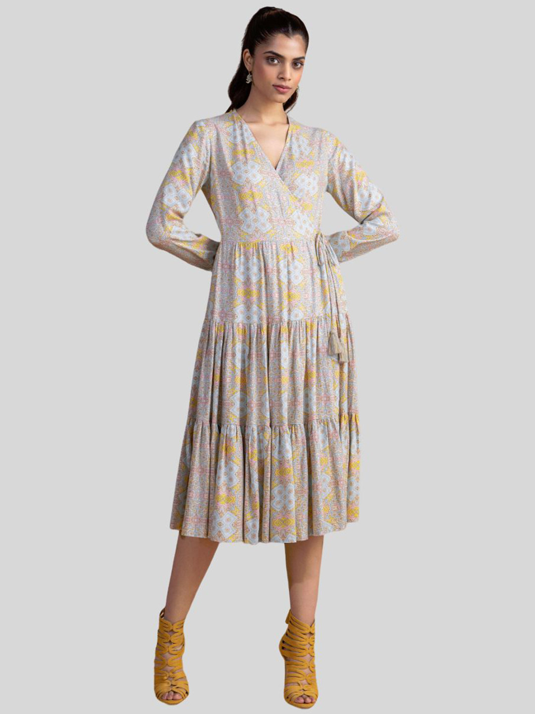 Buy Femella Ethnic Motifs Midi Dress - Dresses for Women 20222668 | Myntra