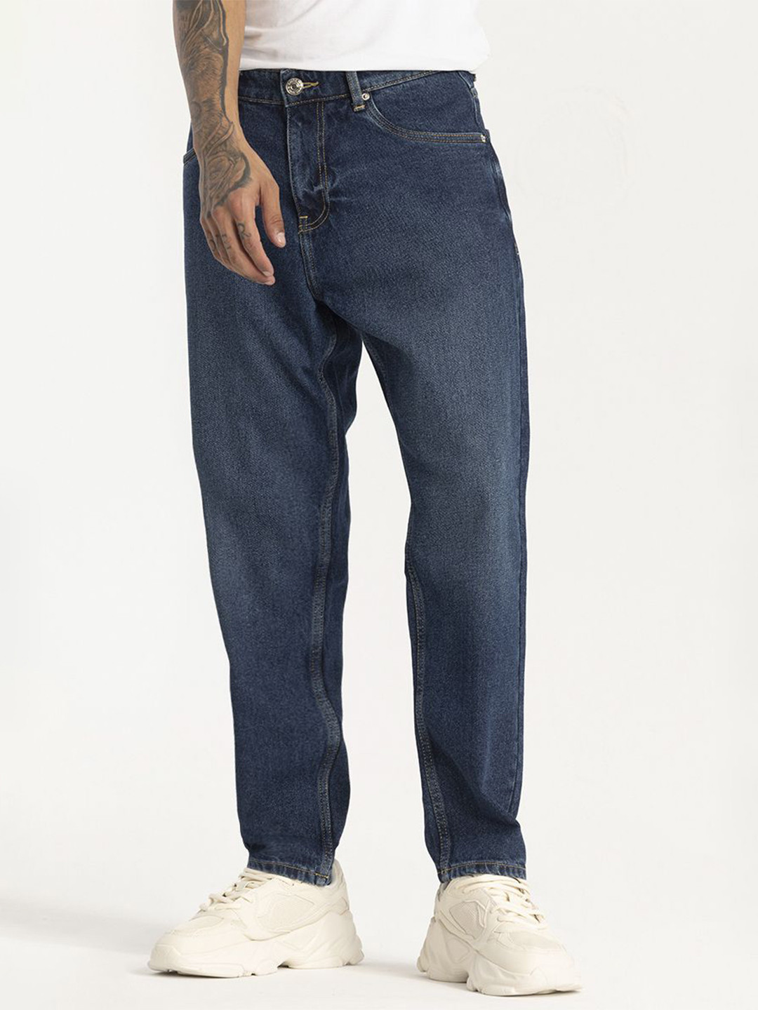 Buy Snitch Men Cotton Mid Rise Loose Relaxed Fit Low Distress ...