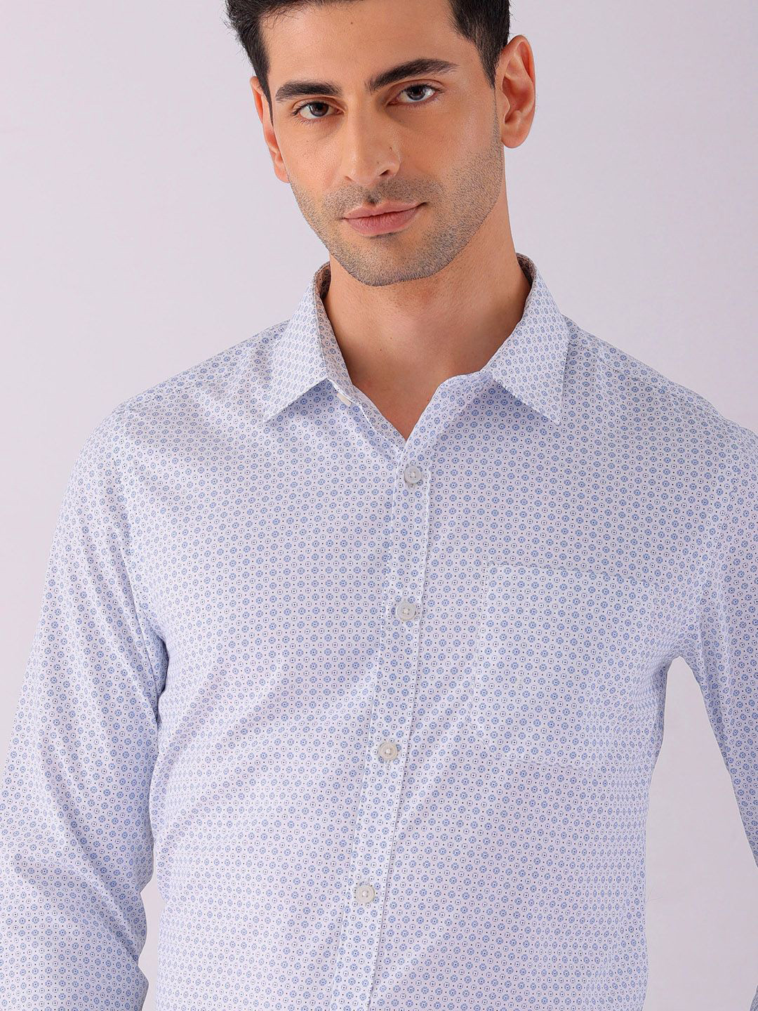 Buy The Indian Garage Co. X Luxe Men Spread Collar Micro Ditsy Printed ...