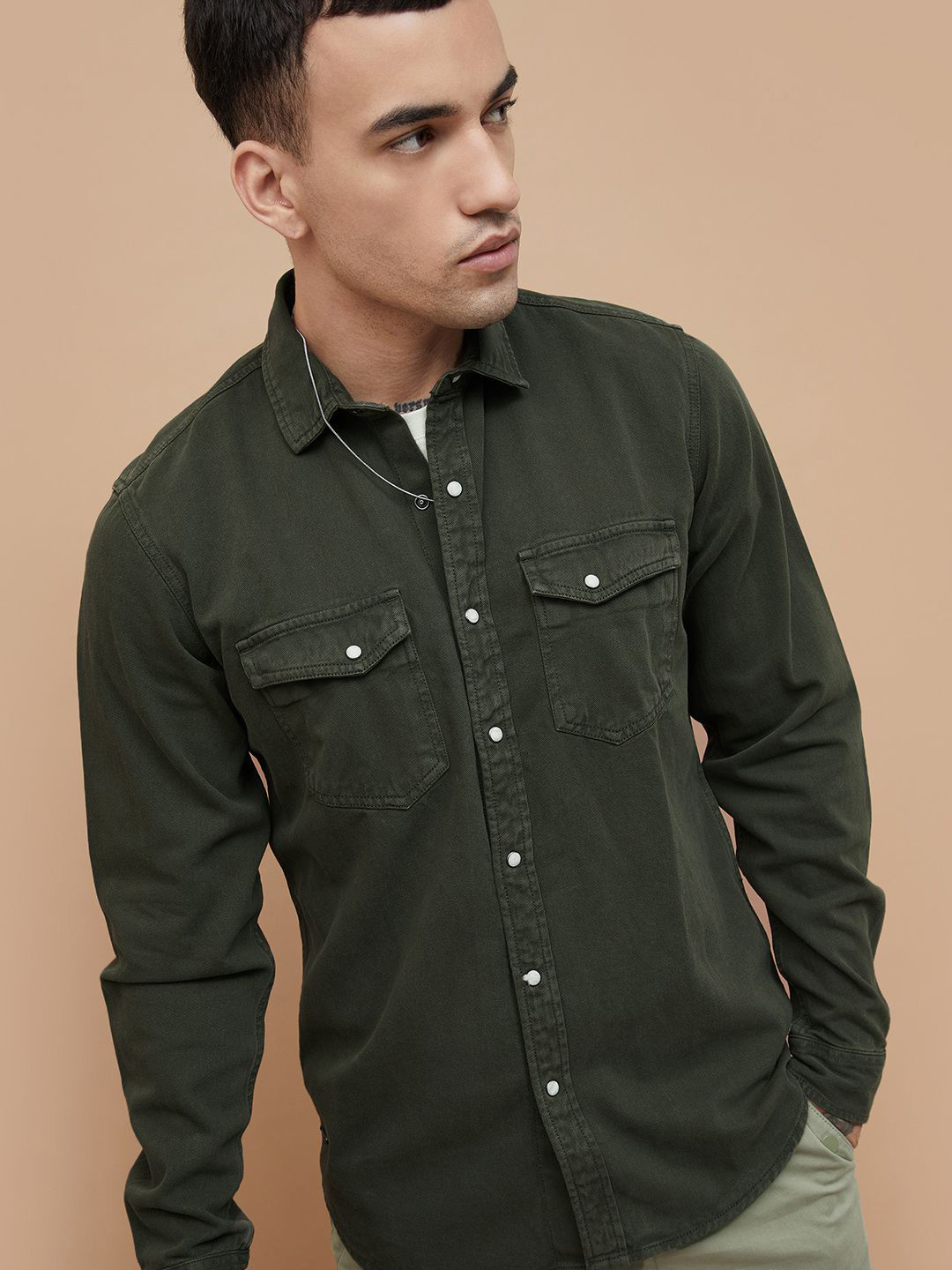 Buy Forca By Lifestyle Men Cutaway Collar Solid Cotton Casual Shirt ...