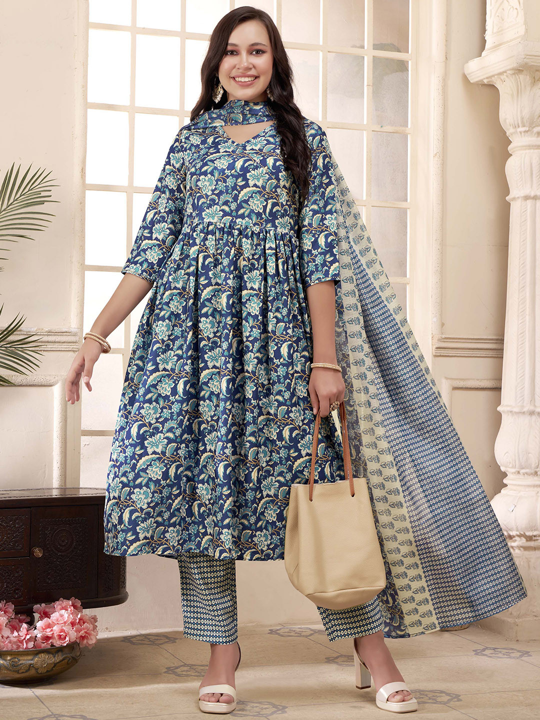 Buy Anouk Rustic Floral Printed Regular Anarkali Kurta With Palazzos ...