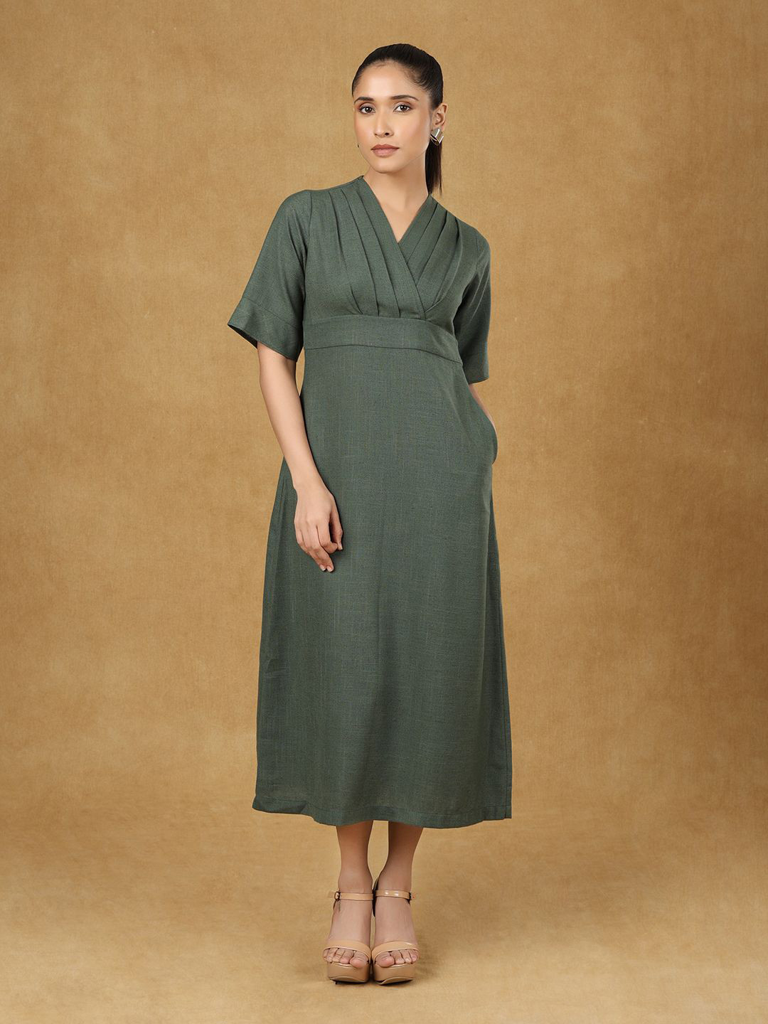 Buy PowerSutra A Line Midi Dress - Dresses for Women 30717027 | Myntra