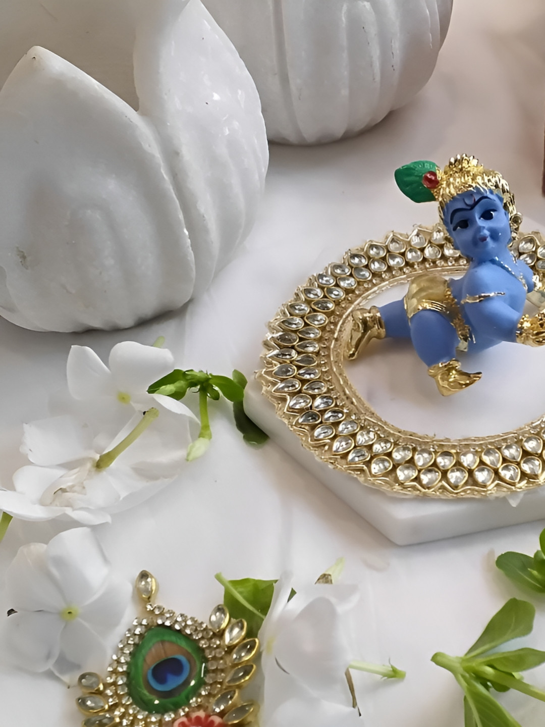 Buy HOMEARTE Krishna Showpiece With Festive Home Decor In Velvet Box ...